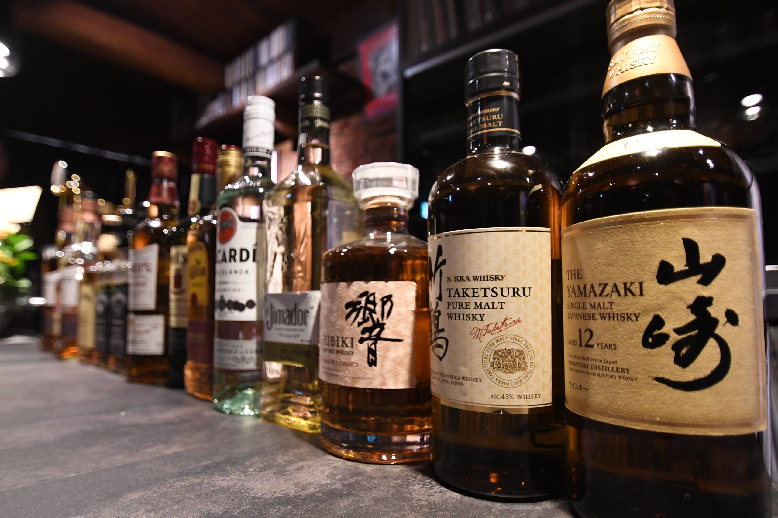 Rockbar Gosh | すすきので酒と料理とレコードを楽しむならGOSHへ！